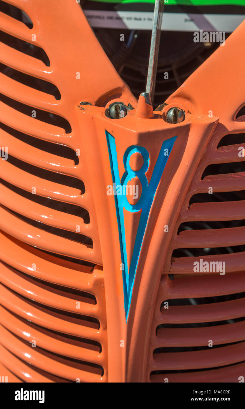 Ford v8 engine hi-res stock photography and images - Alamy