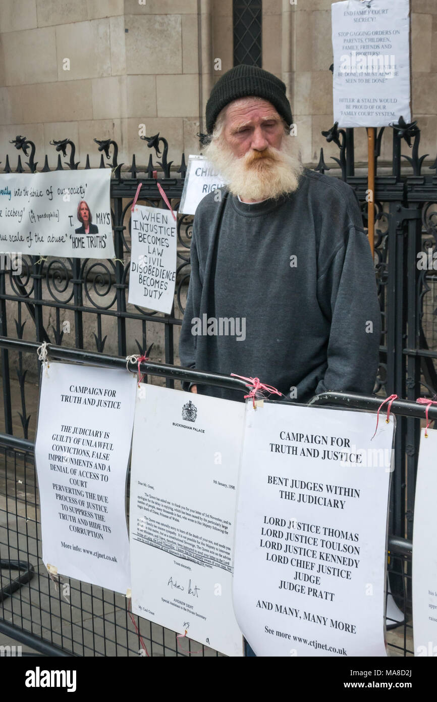 Carta opus hi-res stock photography and images - Alamy