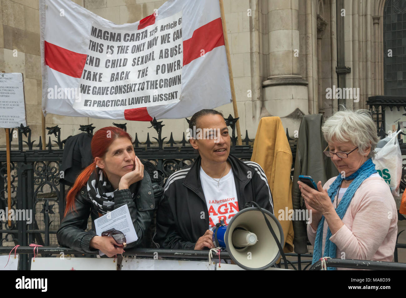 Carta opus hi-res stock photography and images - Alamy