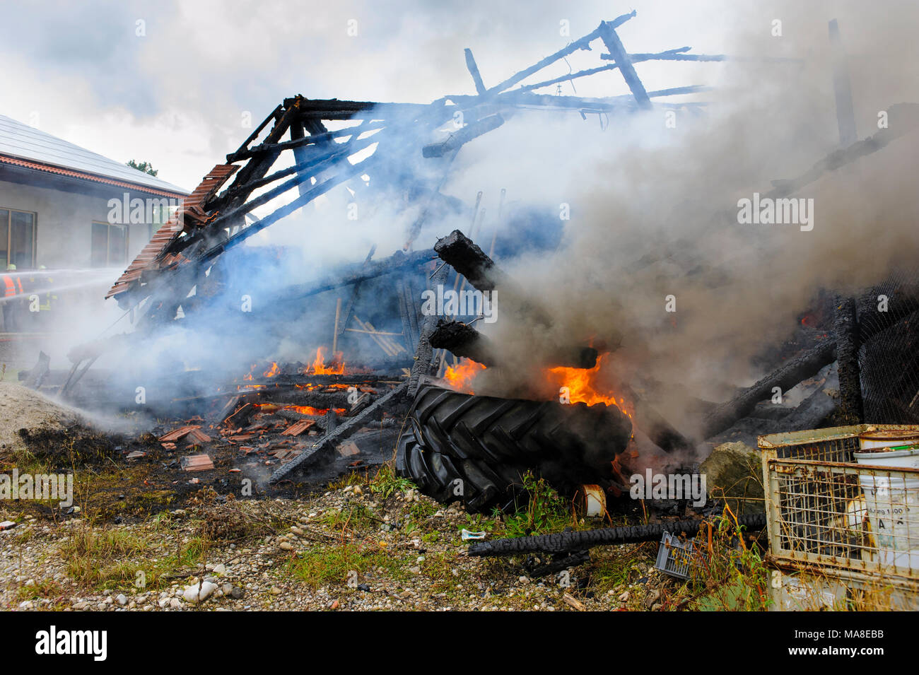 Fireman burning building hi-res stock photography and images - Alamy