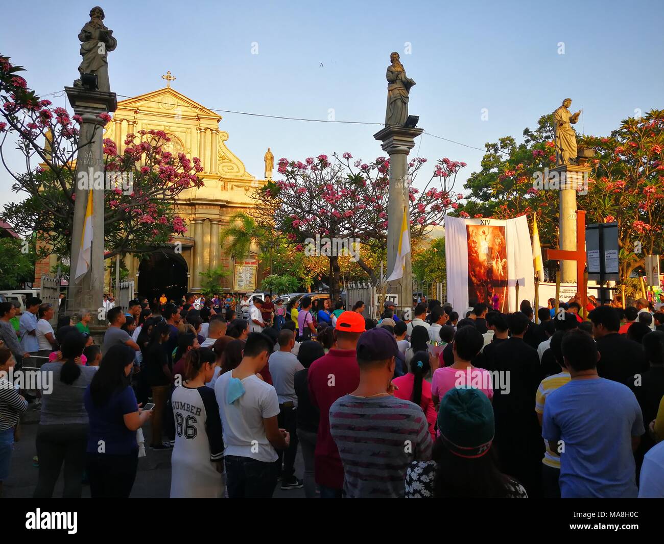 Officiating mass hi-res stock photography and images - Alamy