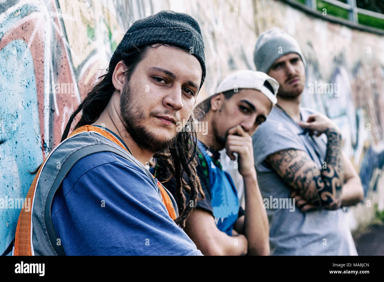 Ghetto background with dog hi-res stock photography and images - Alamy