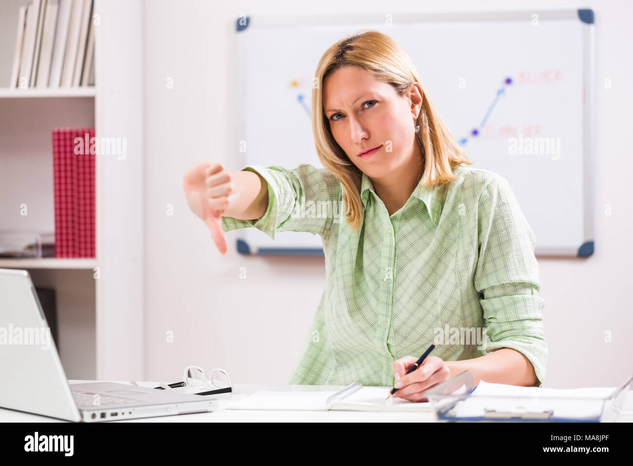 Refusing woman work hi-res stock photography and images - Alamy