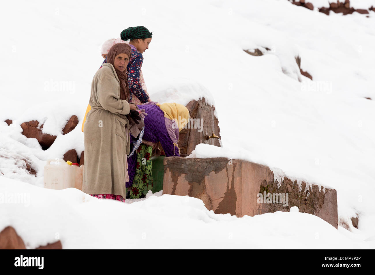 Stand pipe queue hi-res stock photography and images - Alamy