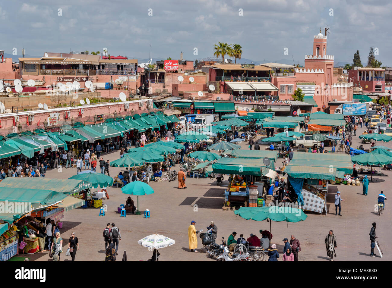 MOROCCO MARRAKECH PLACE JEMAA EL FNA STALLS ENTERTAINERS SHOPS ...