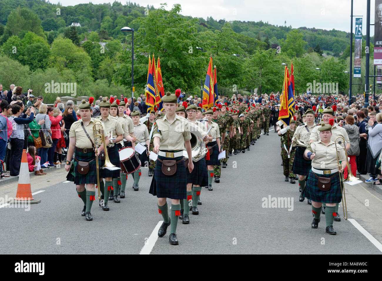 Perth Diamond Jubilee 1000 Pipers' Parade Stock Photo - Alamy