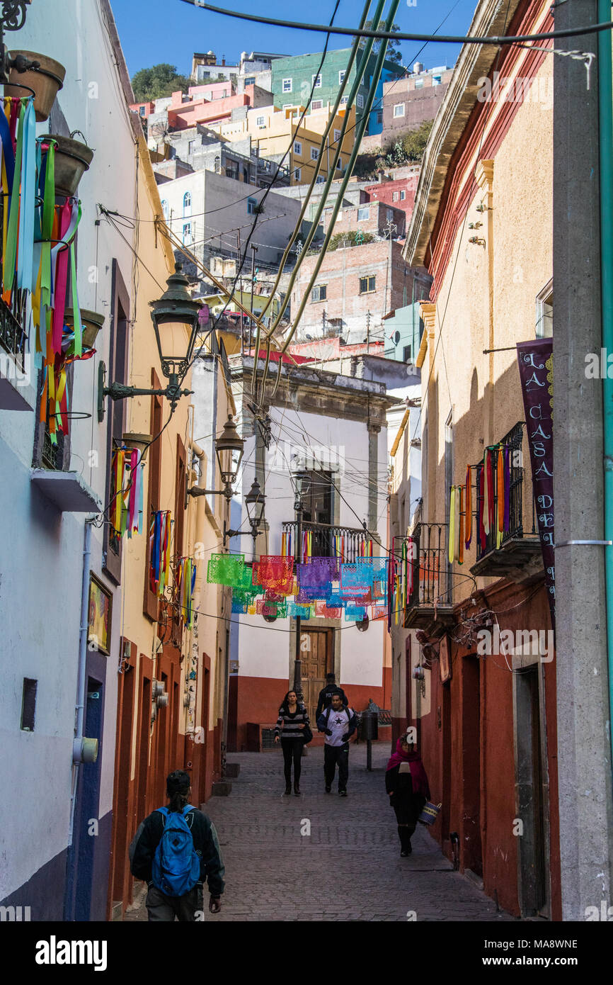 Traditional mexican architecture hi-res stock photography and images ...