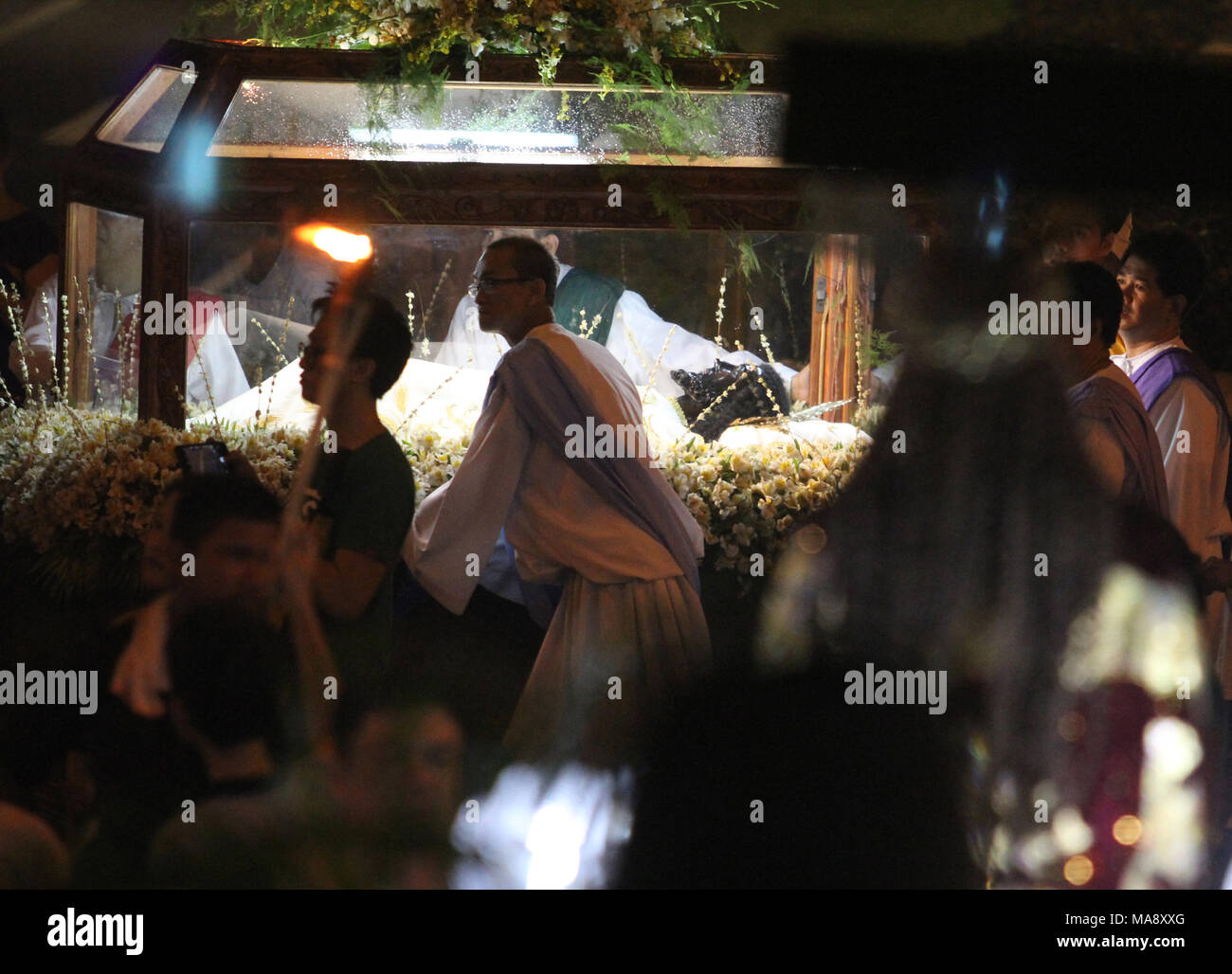 Pasay City, Philippines, 30 Mar 2018. Filipino Catholics participate in ...