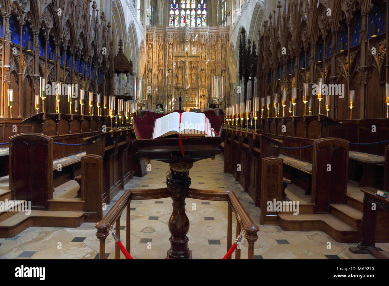 Winchester cathedral interior hi-res stock photography and images - Alamy