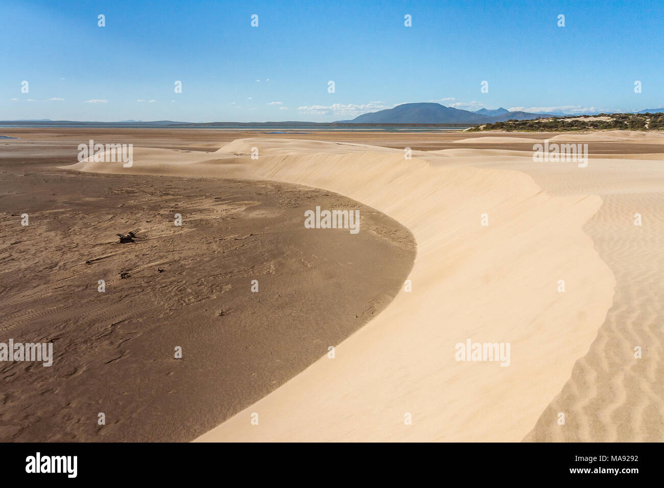Sand dune of desert in southern Madagascar Stock Photo - Alamy