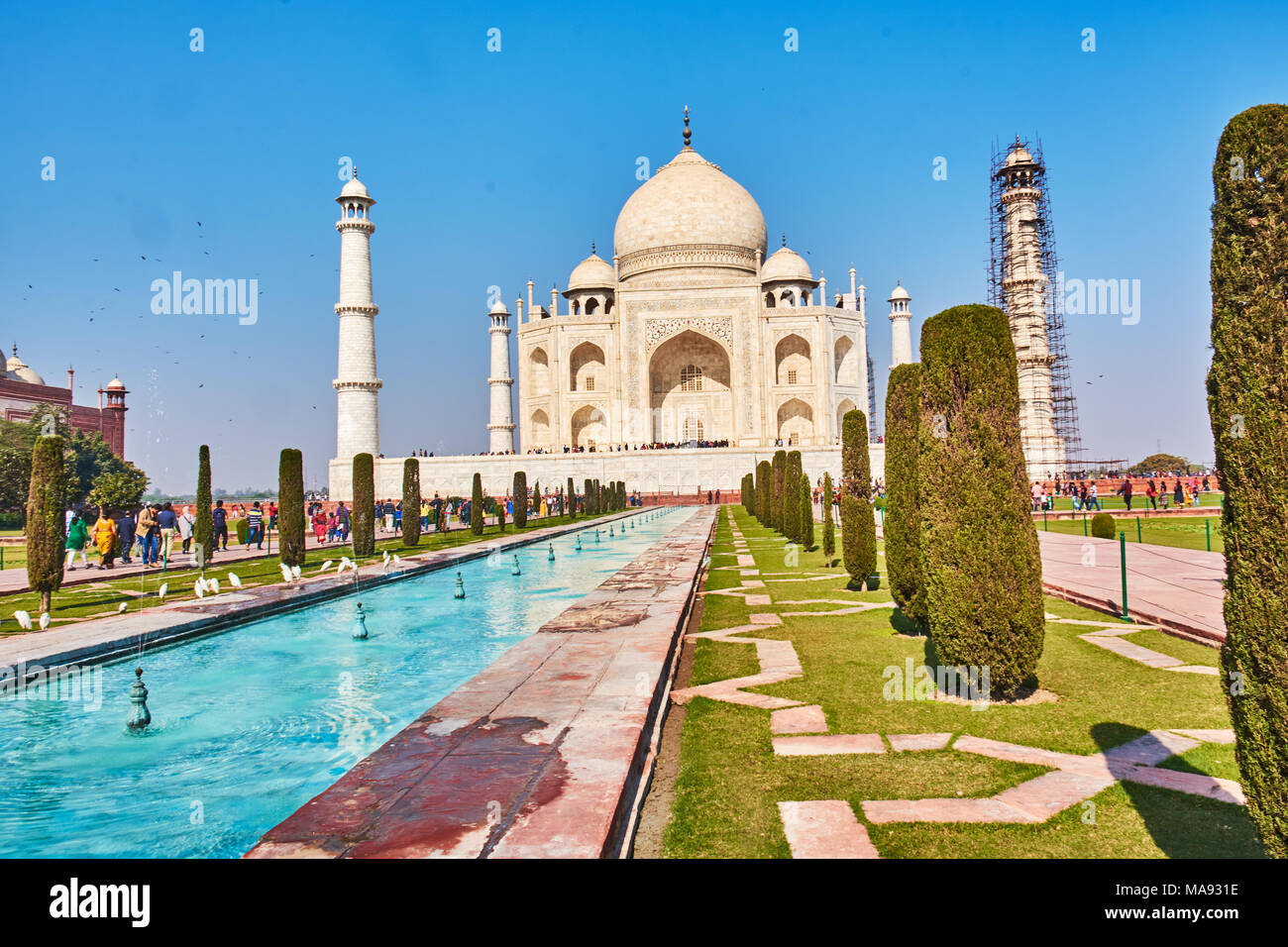 View of the taj mahal over blue sky Stock Photo - Alamy