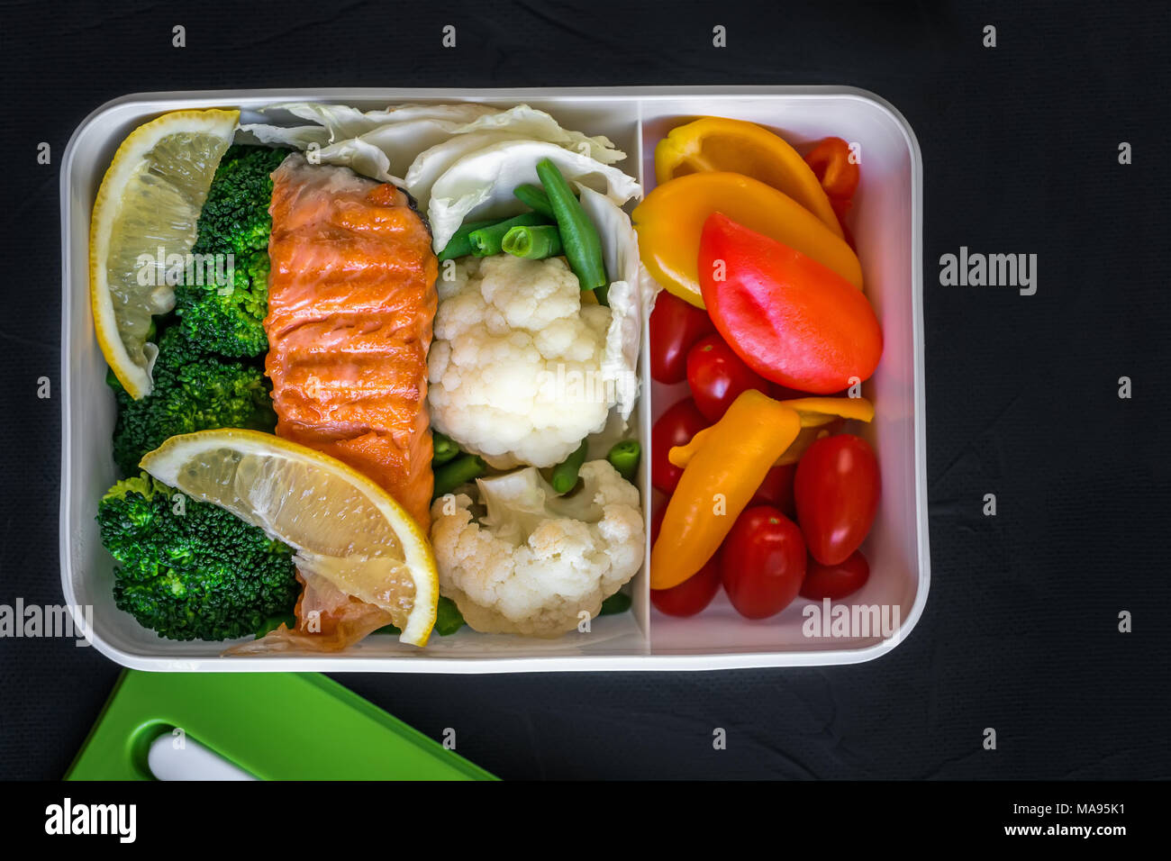 School lunch box cutout hi-res stock photography and images - Alamy