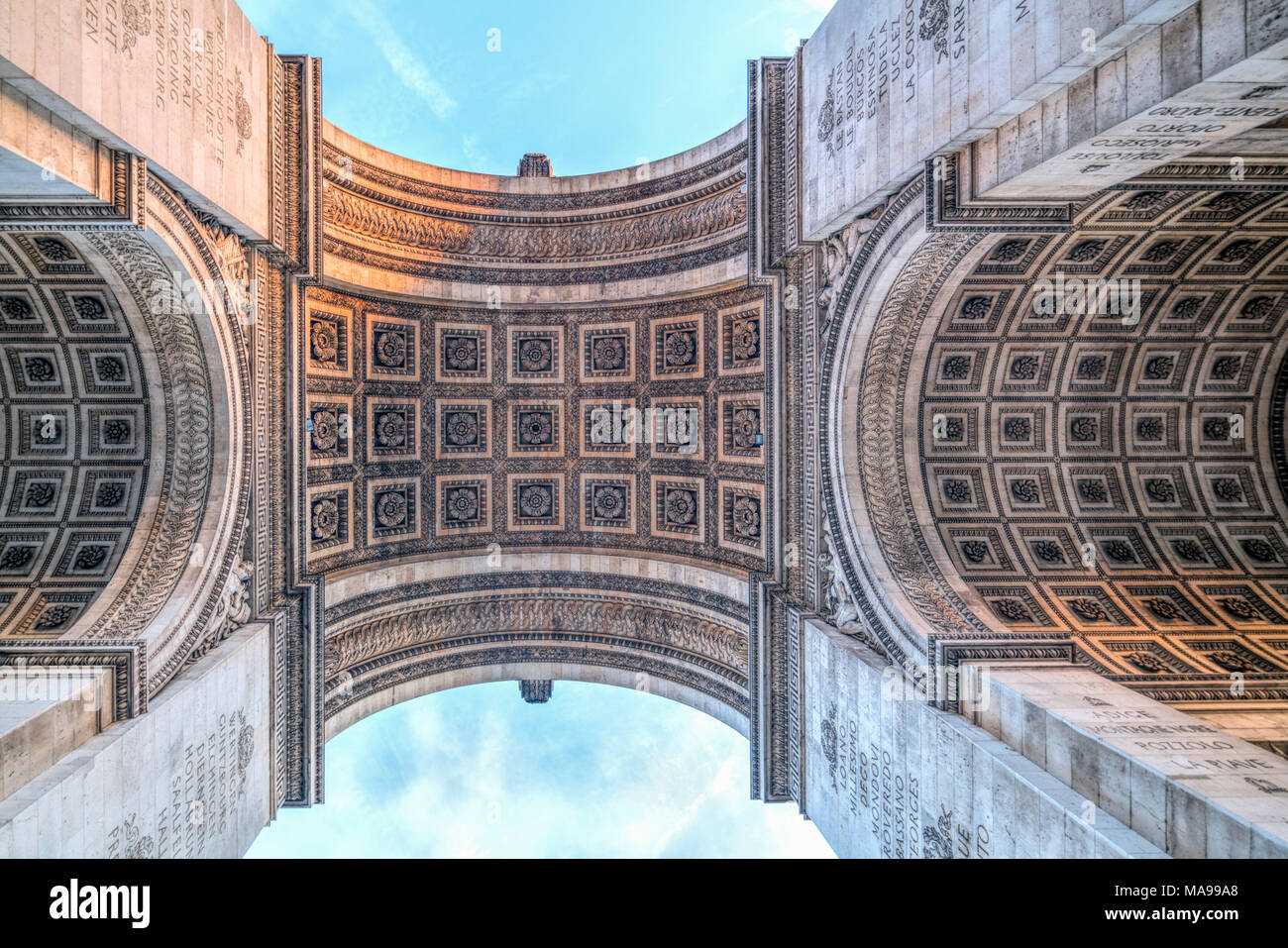 Low angle view of arc de triomphe hi-res stock photography and images ...