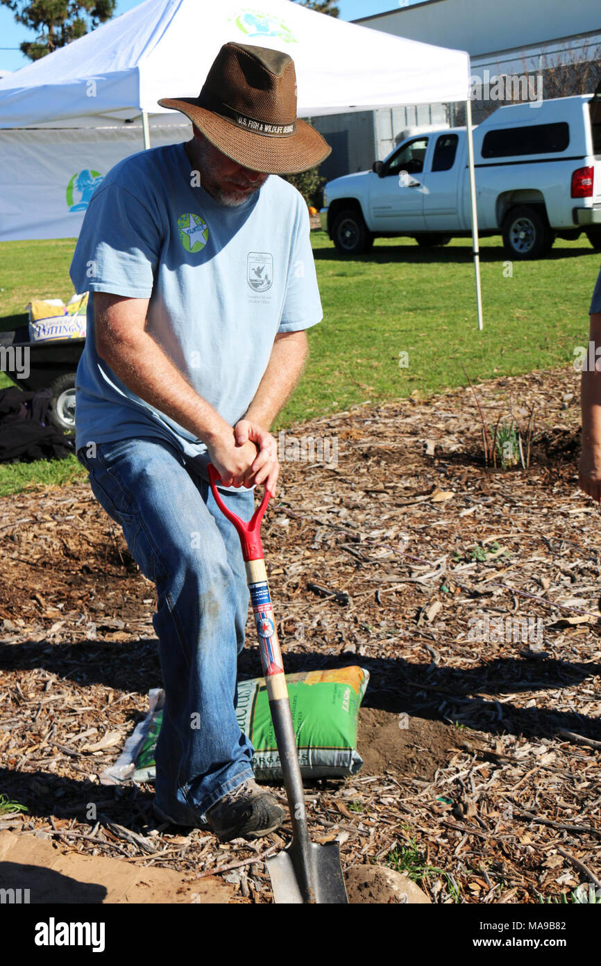 Connecting People with Nature Coordinator Mike Glenn (Ventura FWO Stock ...