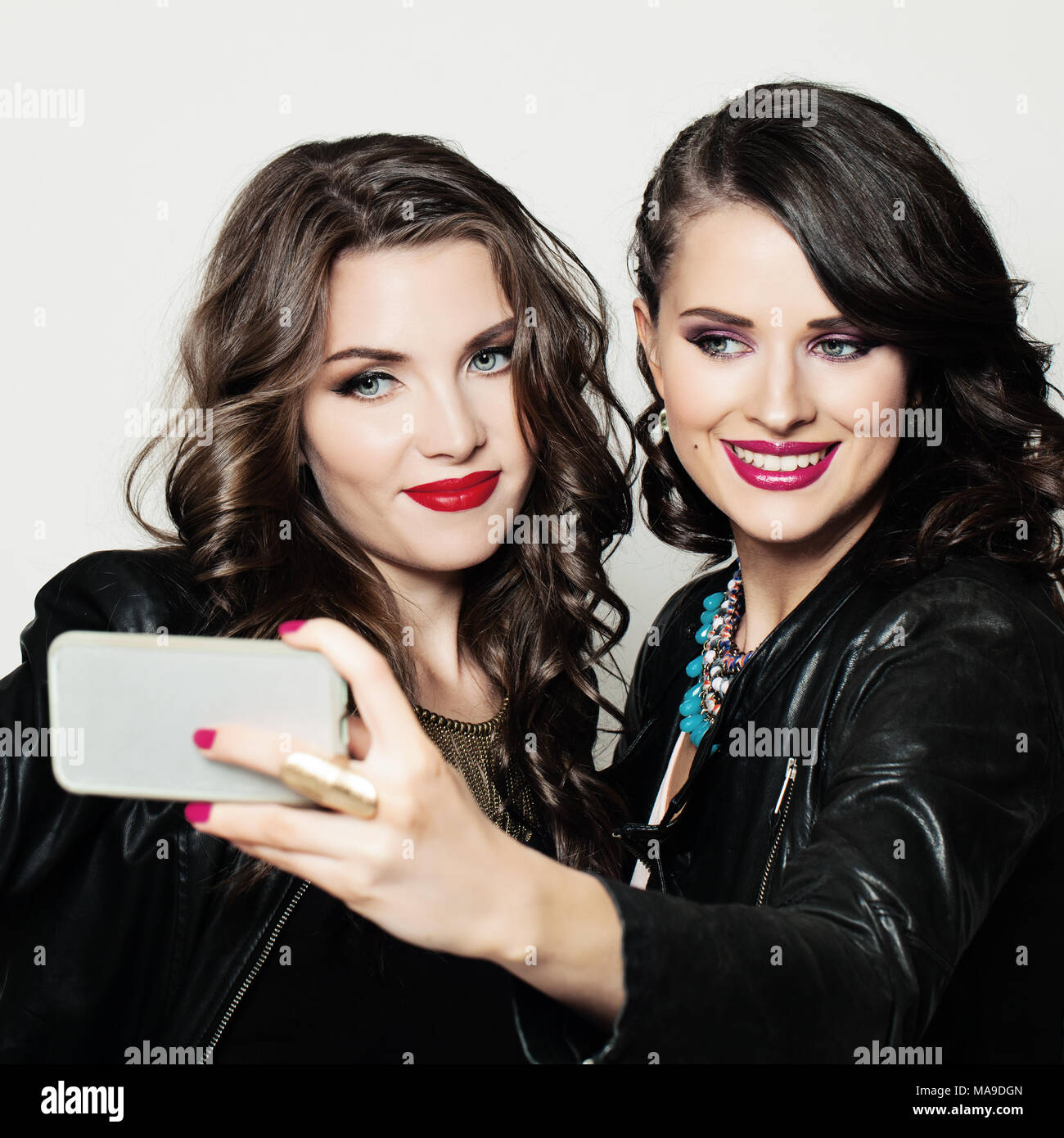 Group selfie makeup hi-res stock photography and images - Alamy