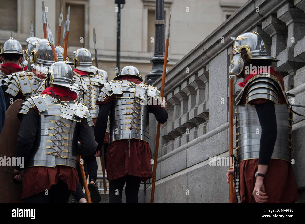 Roman guards hi-res stock photography and images - Alamy
