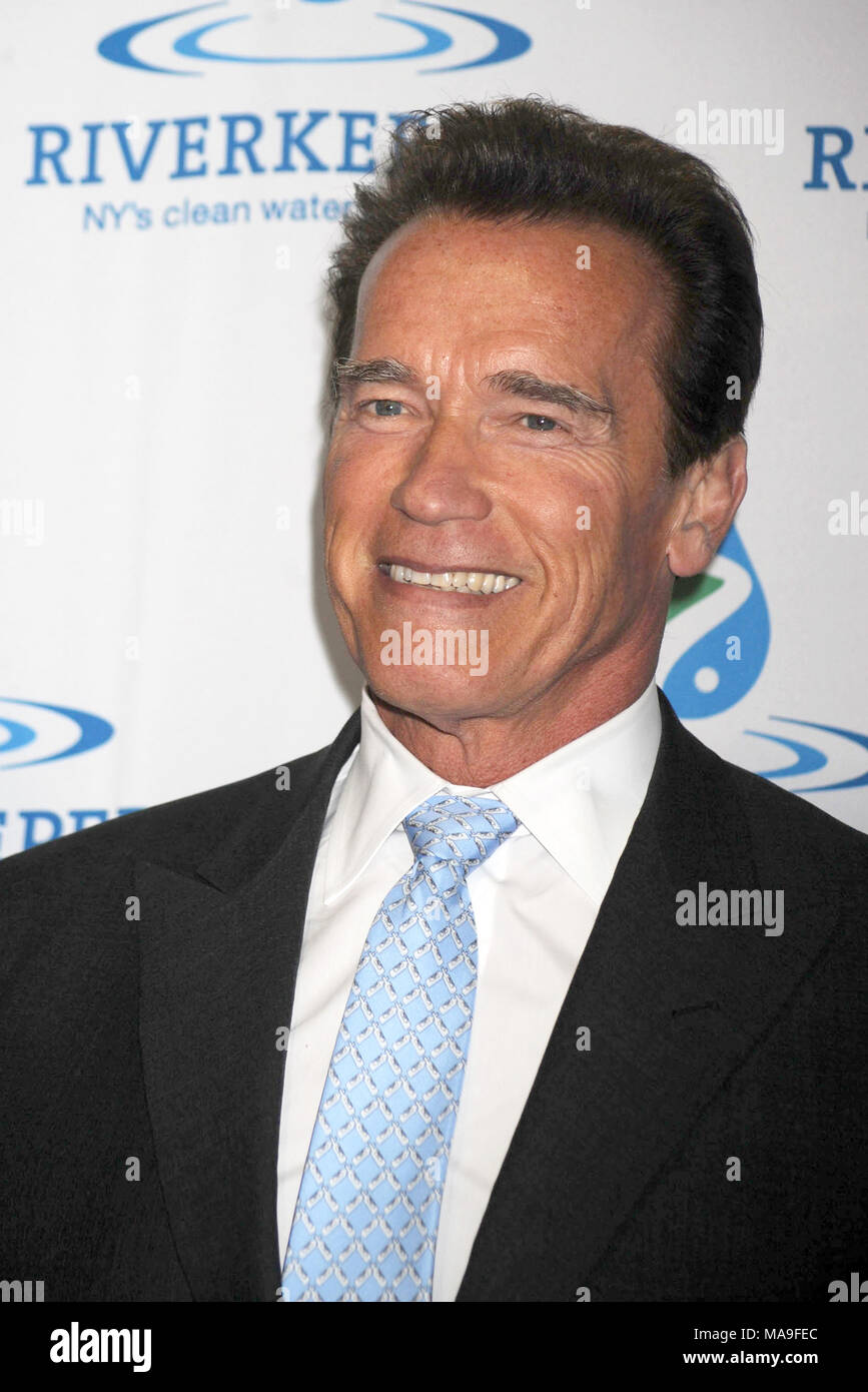 Governor california arnold schwarzenegger attends hi-res stock ...