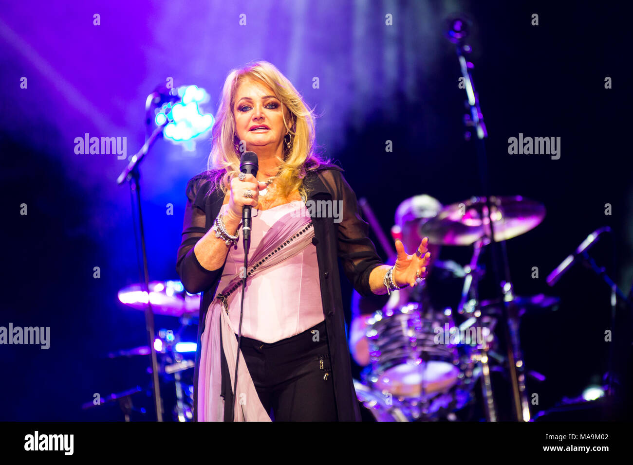 Wetzlar, Germany. 30th Mar, 2018. Bonnie Tyler, Welsh rock singer, 40 ...