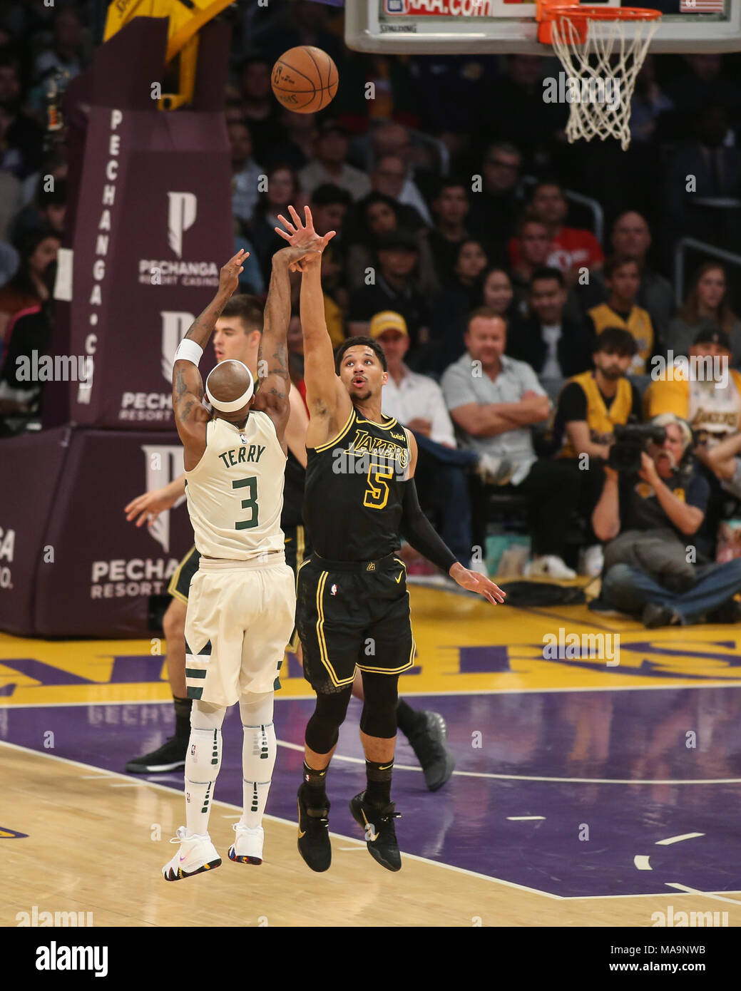Los Angeles, CA, USA. 30th Mar, 2018. Milwaukee Bucks guard Jason Terry ...
