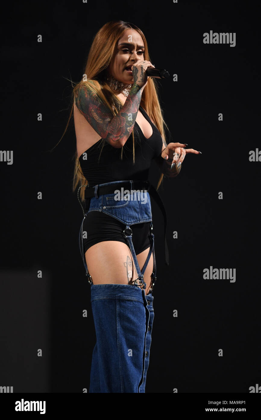 Kehlani live on stage hi-res stock photography and images - Alamy