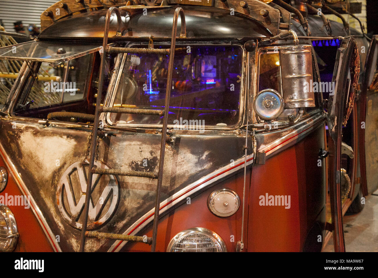 1965 60s VW Volkswagen split-screen camper van, steampunk vehicles ...