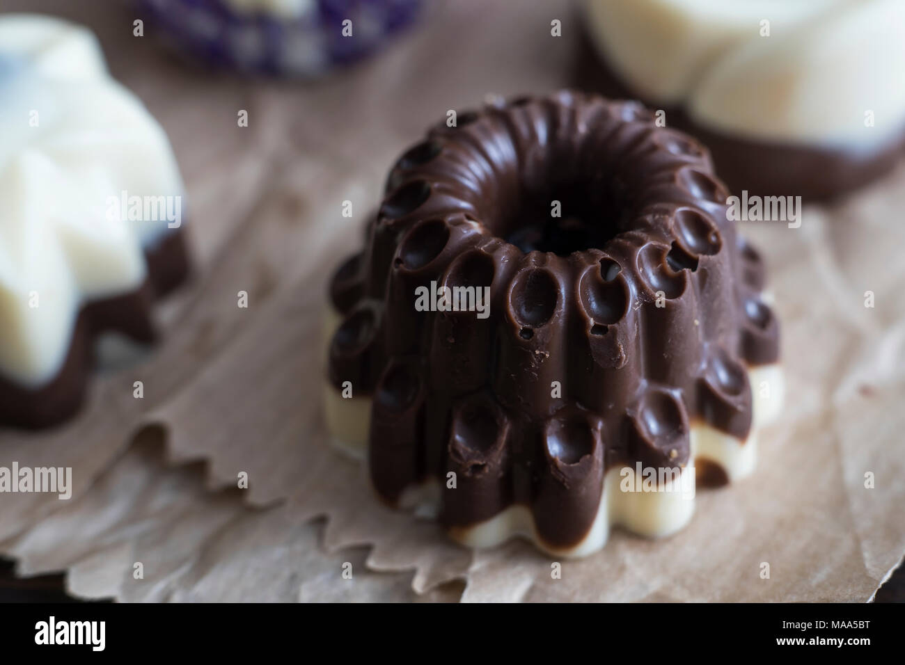 Sweet cakes hi-res stock photography and images - Alamy