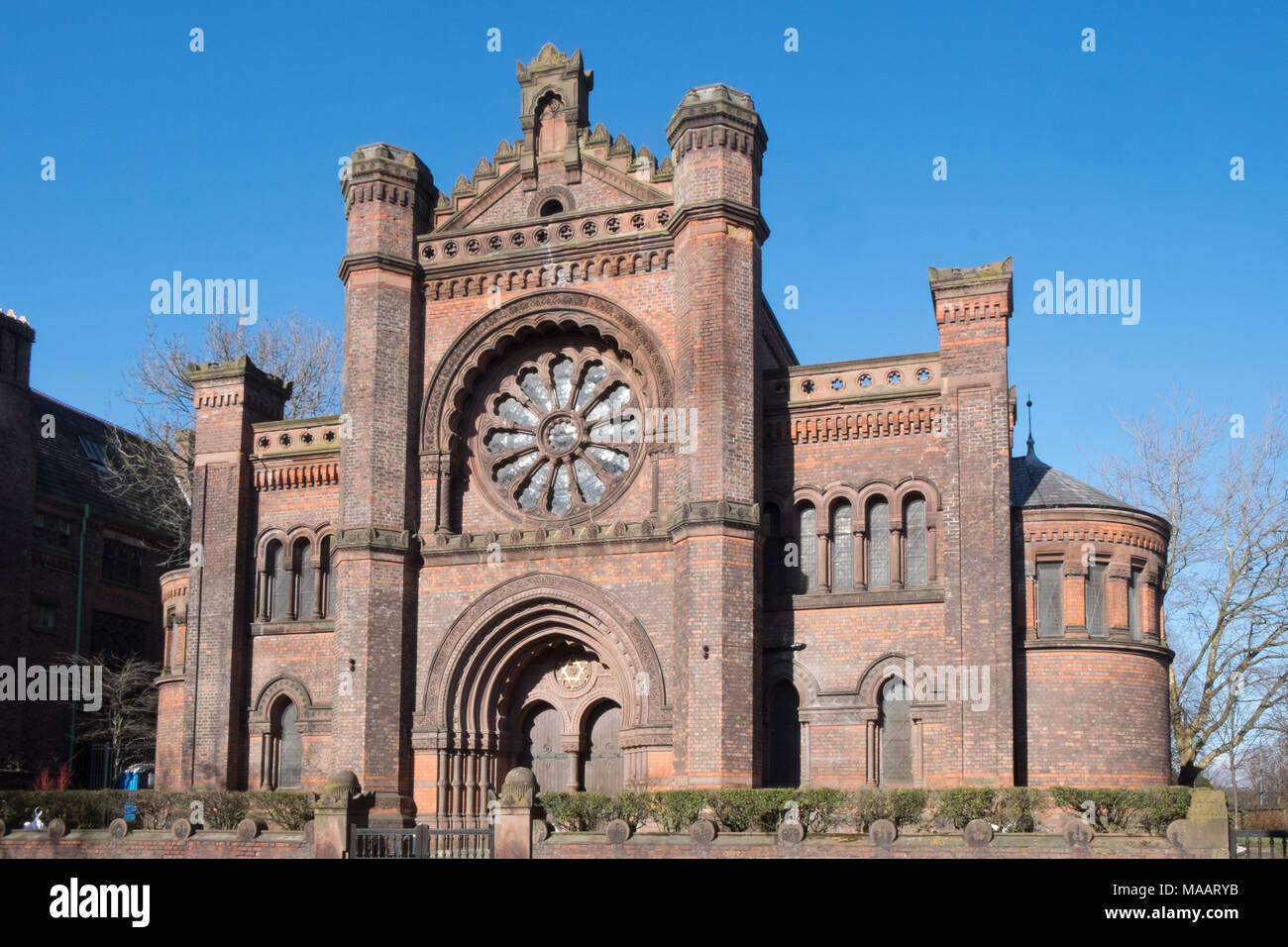 Princes road synagogue hi-res stock photography and images - Alamy
