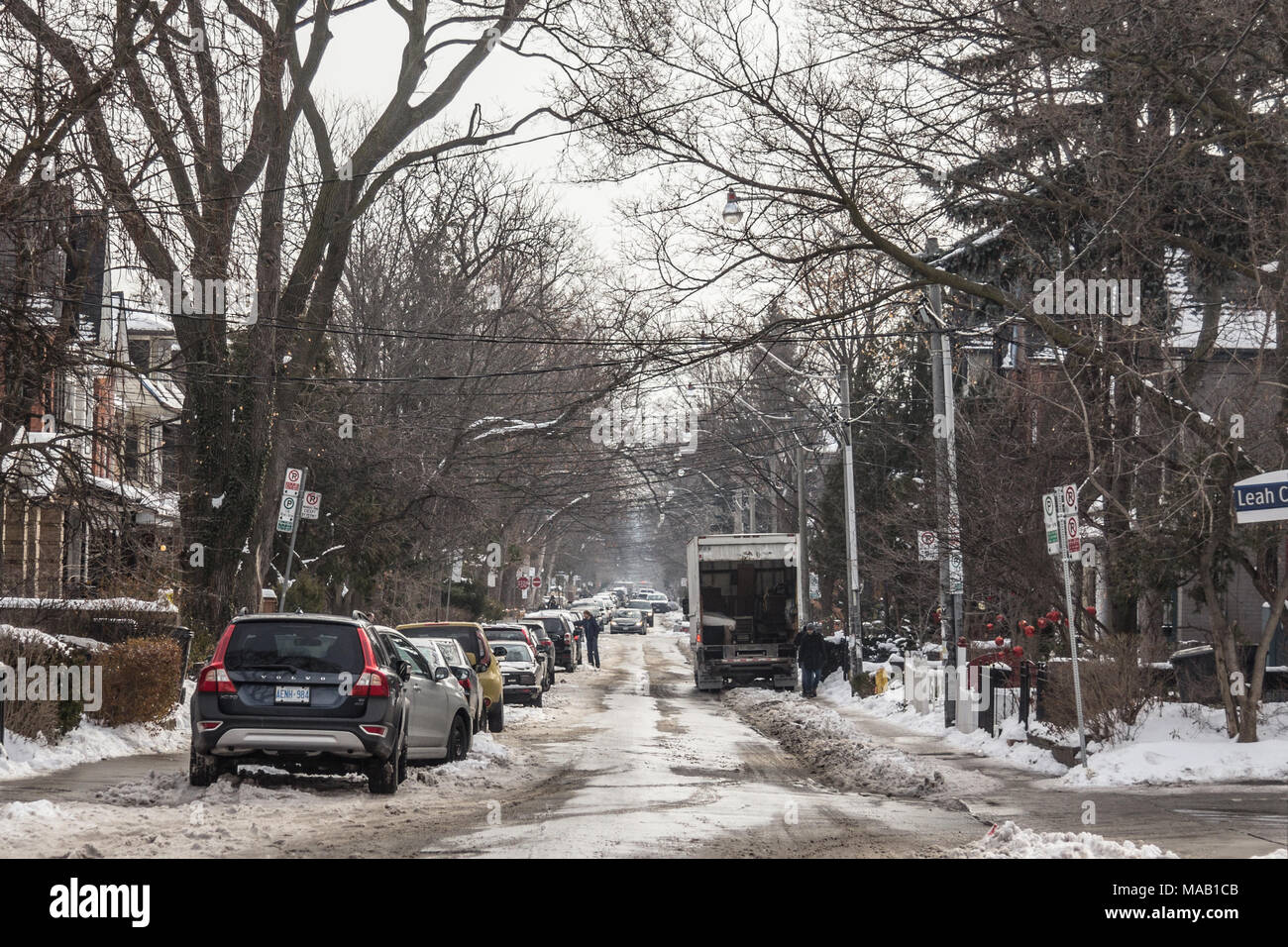 Typical american house hi-res stock photography and images - Alamy