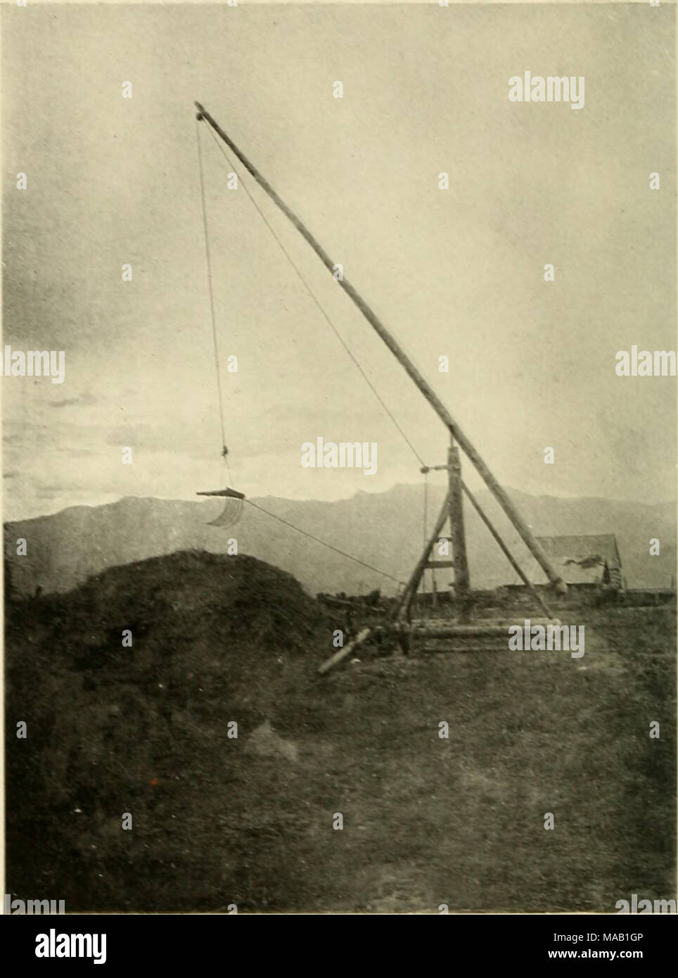 Hay derrick hi-res stock photography and images - Alamy