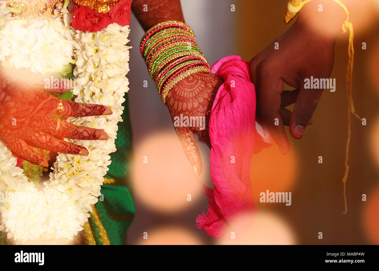 Indian marriage couple hands hi-res stock photography and images - Alamy