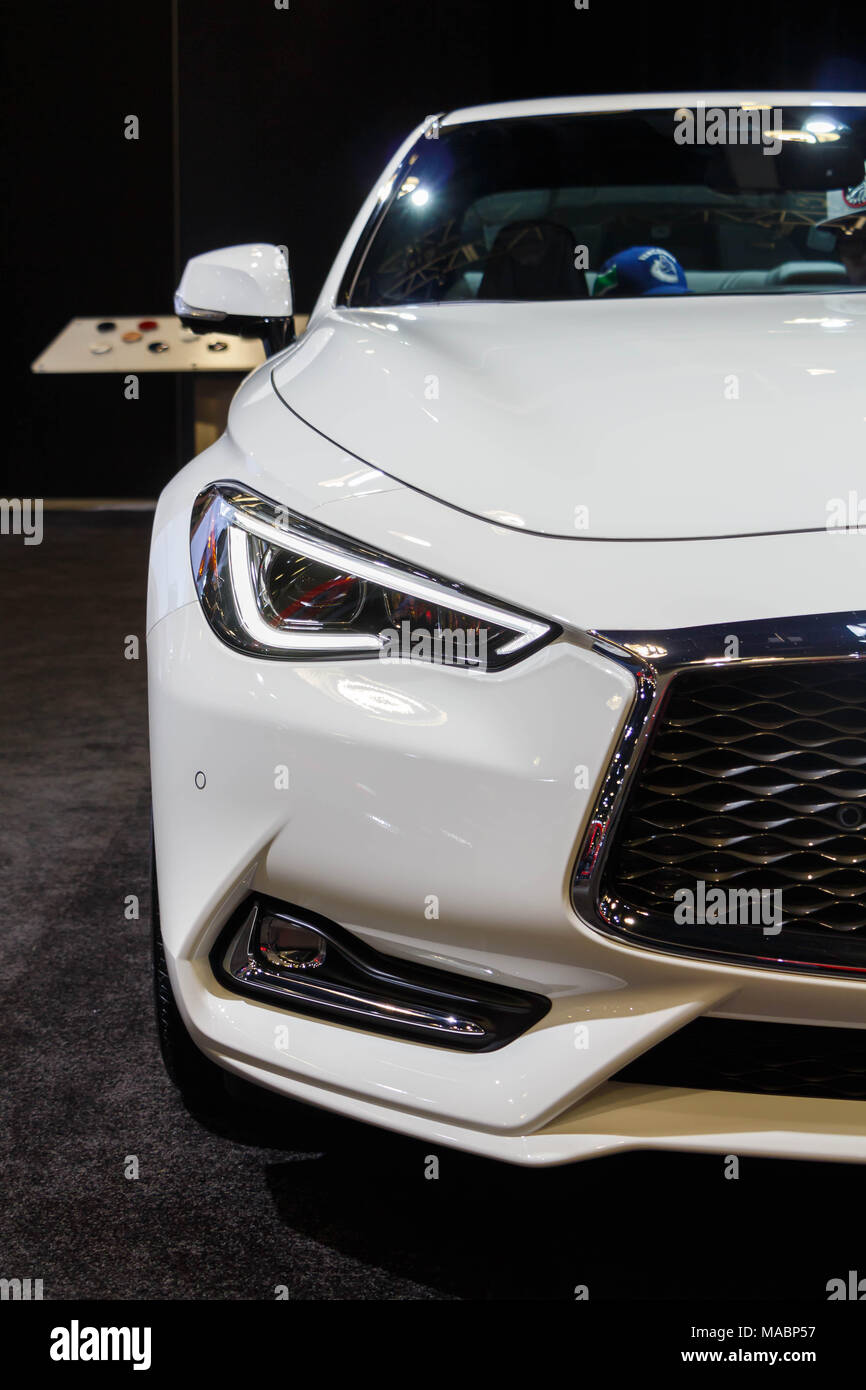 Abstract headlight hi-res stock photography and images - Alamy