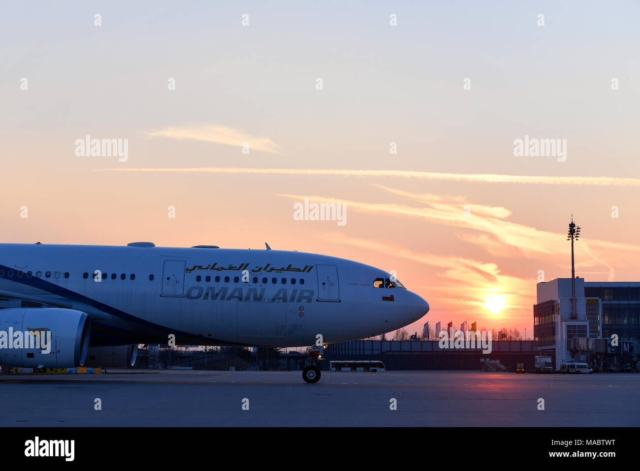 Oman Air, Airbus, A330-200, A330, 200, Aircraft, Sun, Sunset, Sunrise ...