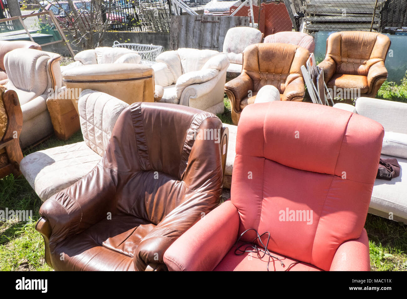 Le Parchemin,an organization,to,reuse,recycle,and,repair,goods,to,keep ...