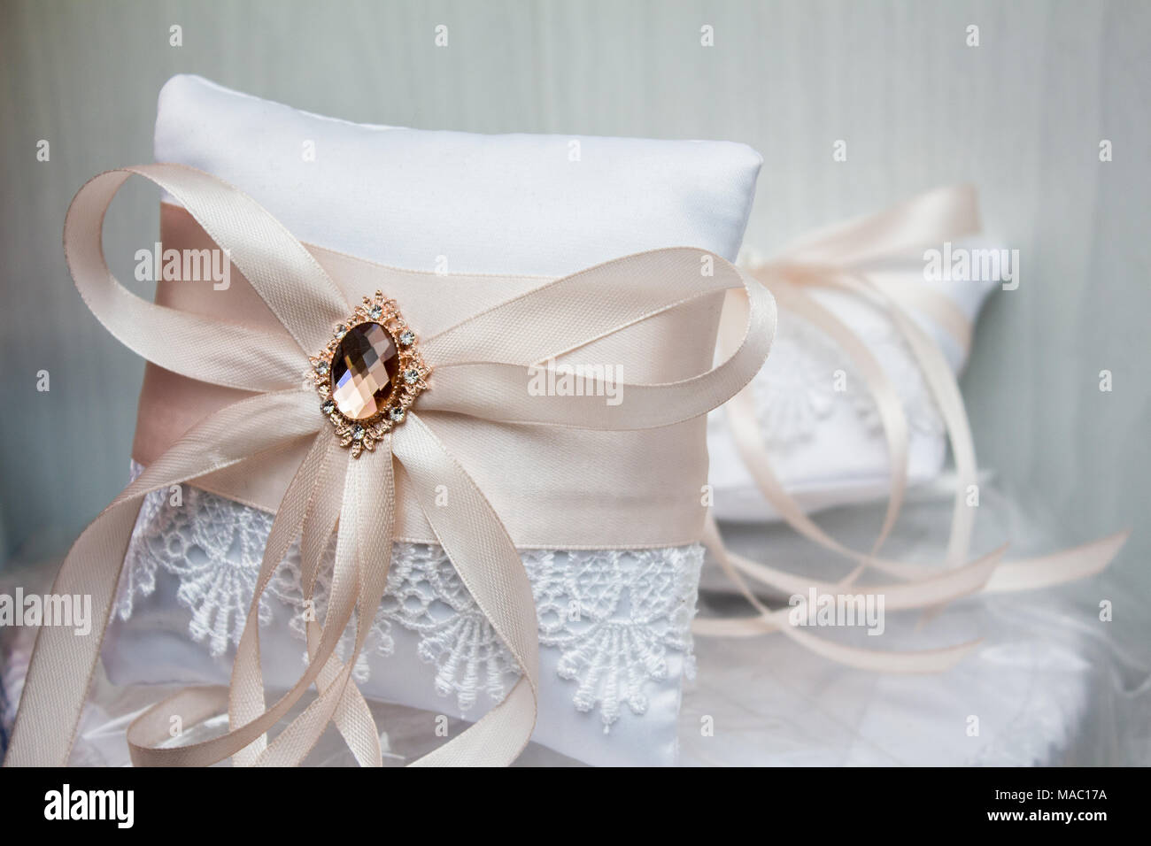 The elegant dinner table, design, fancy background set Stock Photo - Alamy