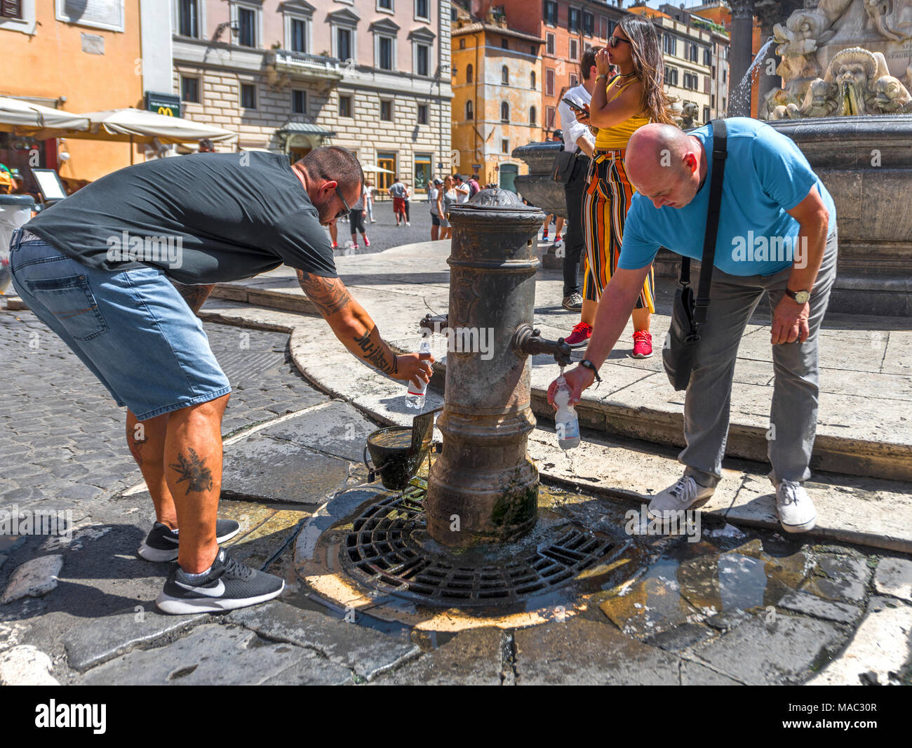 Summer heat hi-res stock photography and images - Alamy