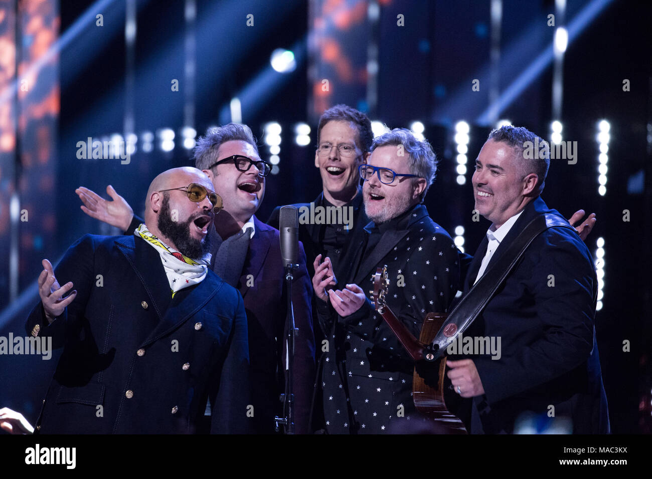 The Barenaked Ladies with Steven Page inducted into the Canadian Music ...