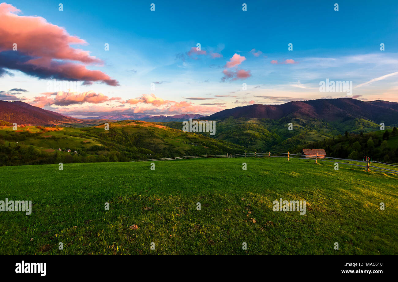 Dusk beautiful hi-res stock photography and images - Alamy