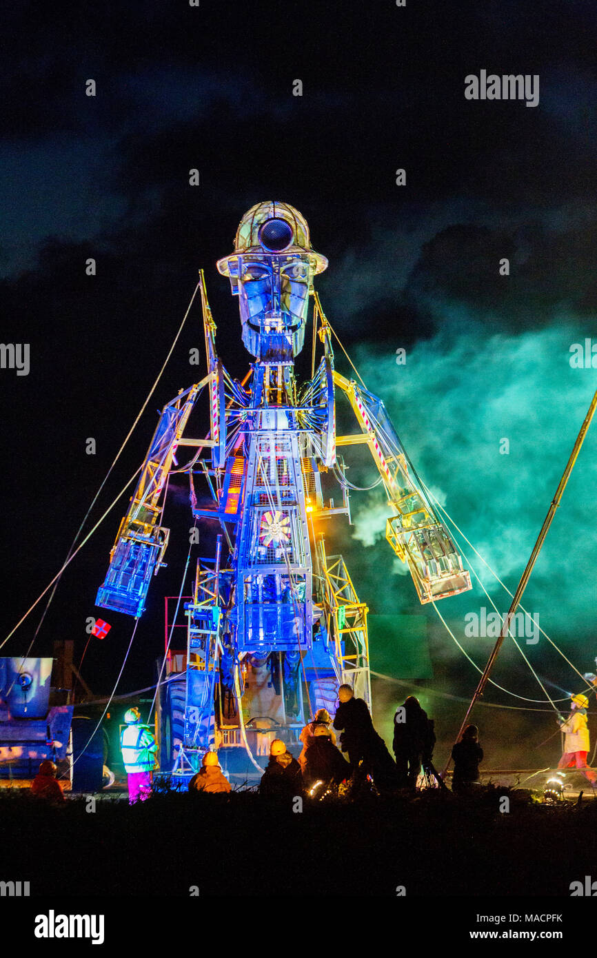 The Man Engine at Geevor tin mine, Pendeen Cornwall, the tallest puppet ...