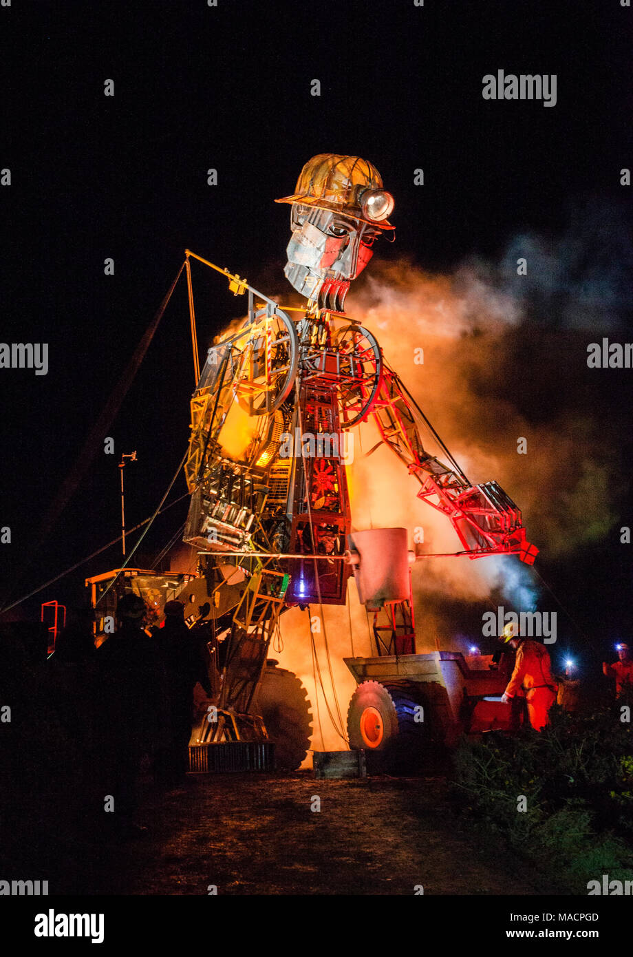 The Man Engine at Geevor tin mine, Pendeen Cornwall, the tallest puppet ...