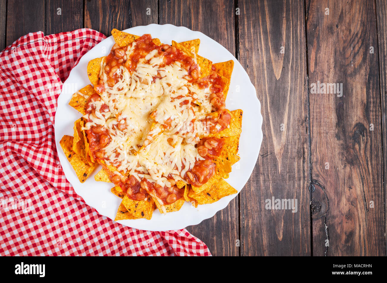 Nachos corn chips with fresh homemade mexican salsa Stock Photo - Alamy