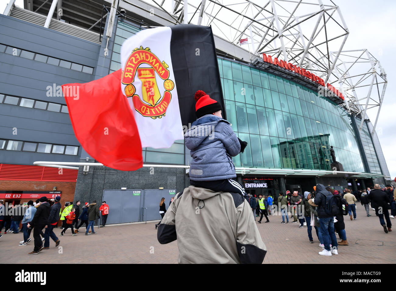 Manchester united flag hi-res stock photography and images - Alamy