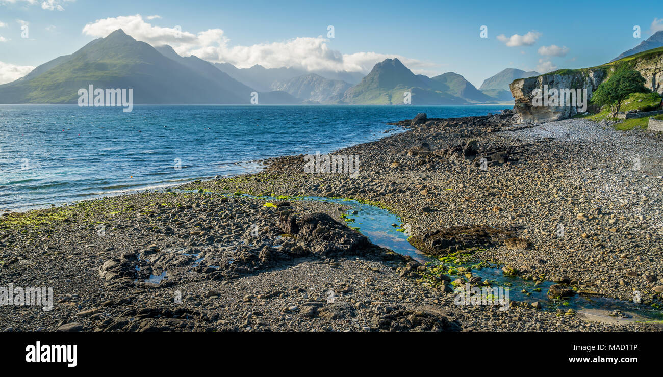 Elgol, village on the shores of Loch Scavaig towards the end of the ...