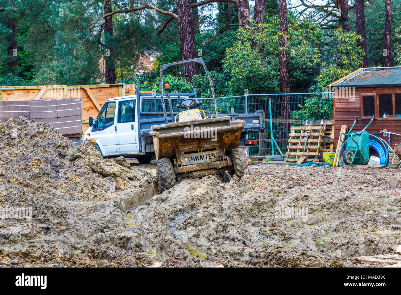 Mud construction hi-res stock photography and images - Alamy