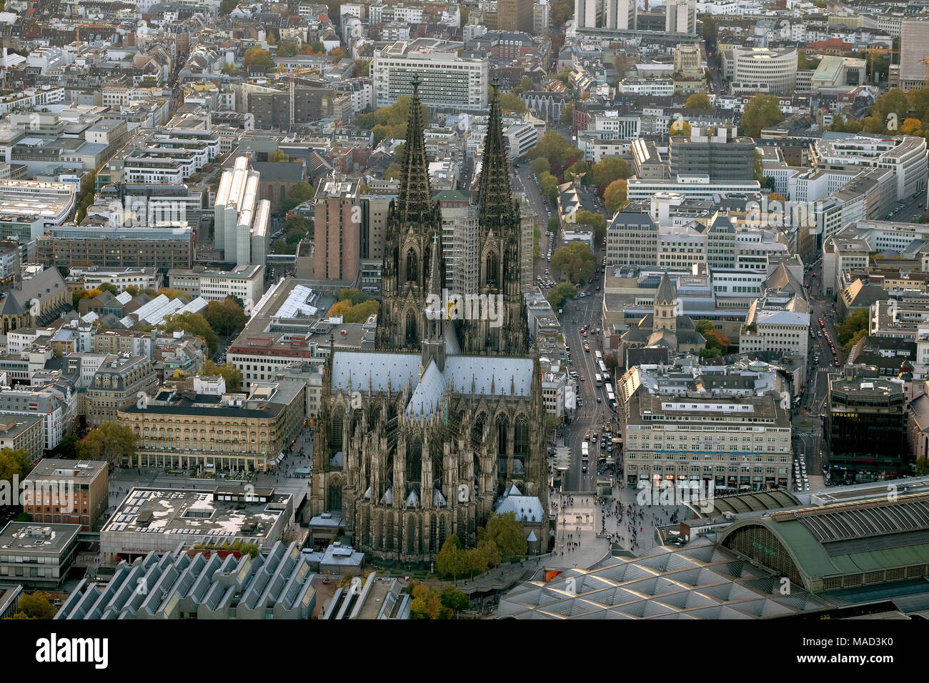 Aerial view, Cologne Cathedral, High Cathedral of St. Peter, UNESCO ...