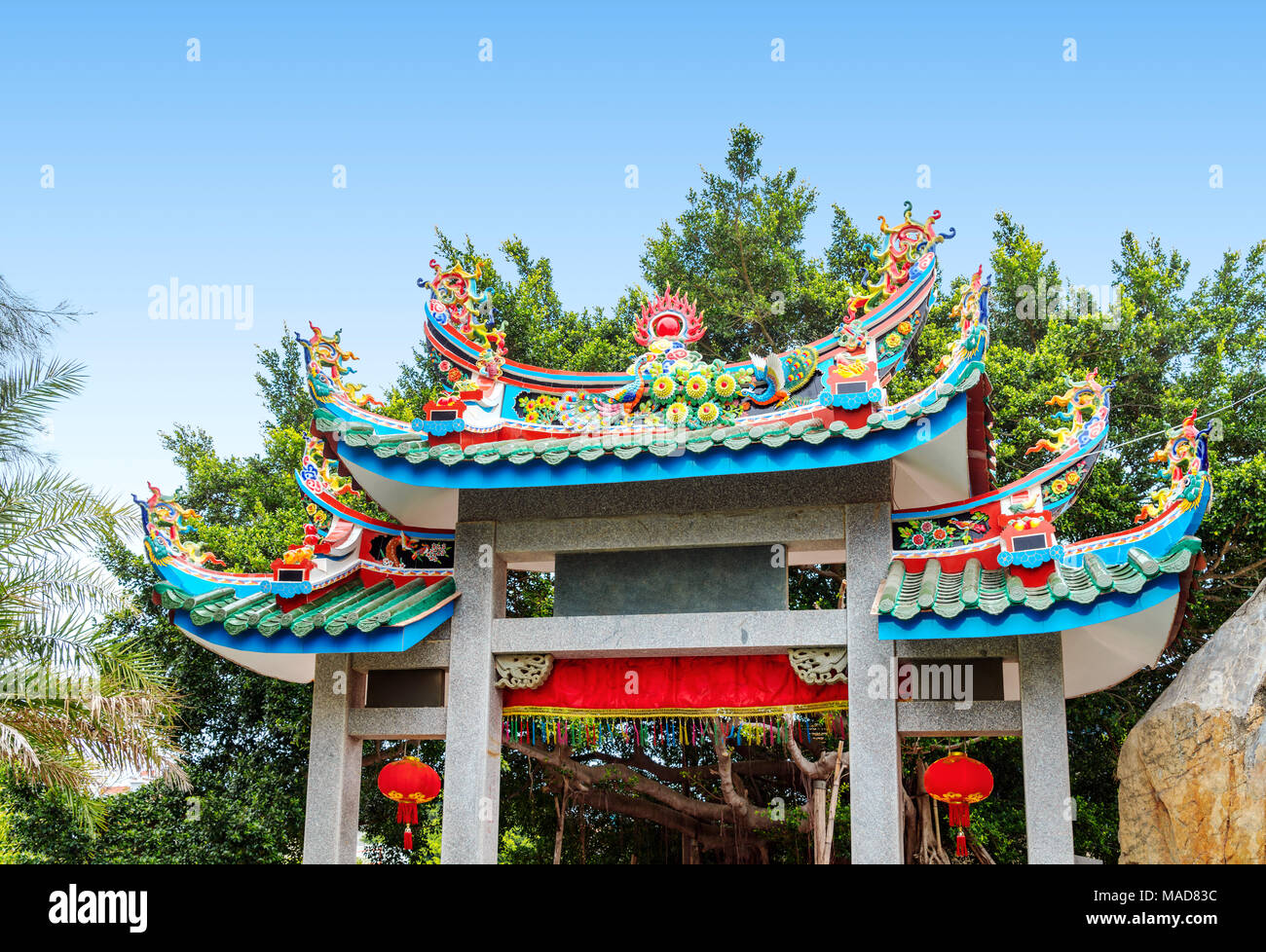 Art arches, classical Chinese architectural style, Zhangzhou, Fujian ...