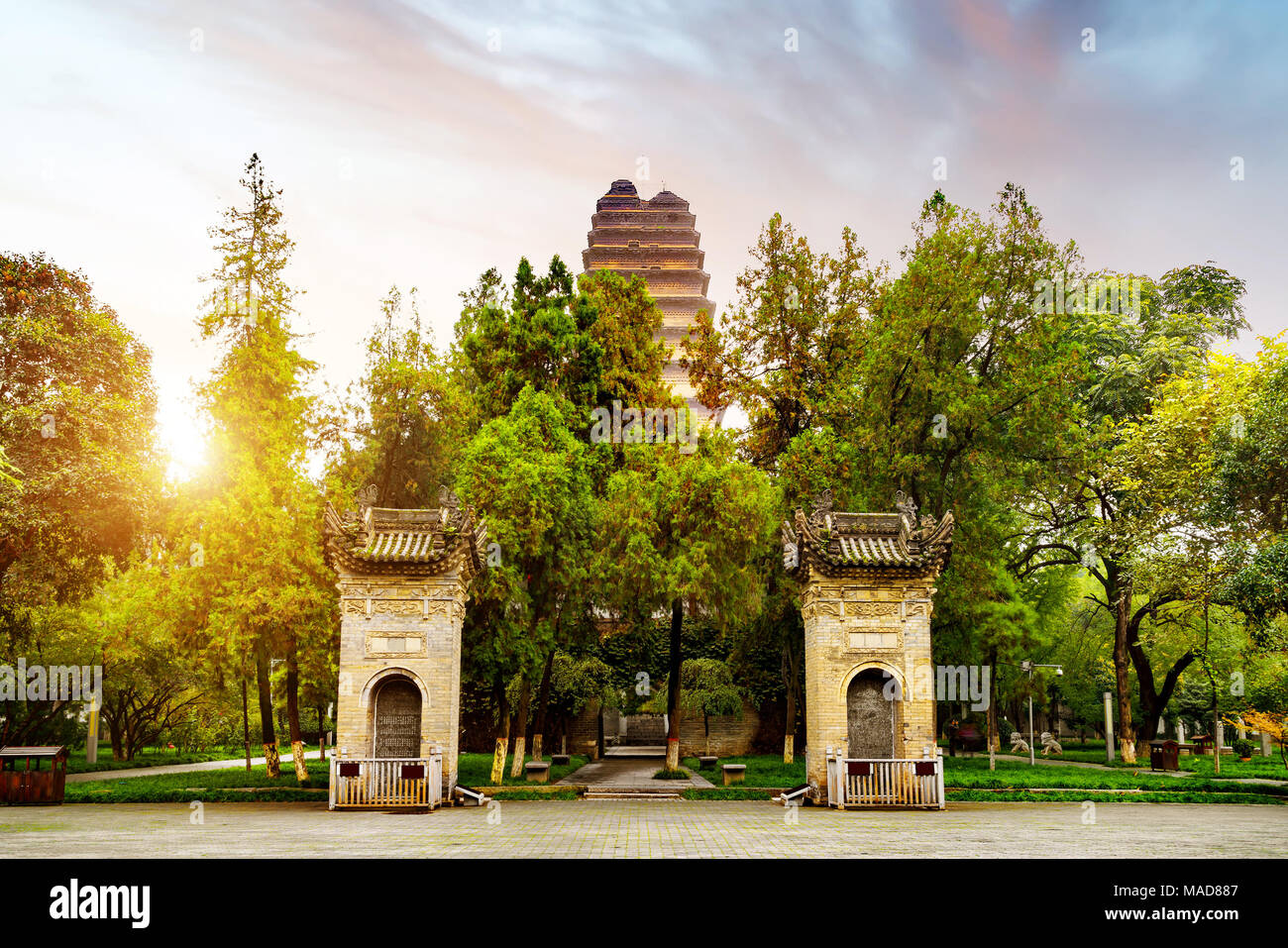 Small wild goose pagoda xian hi-res stock photography and images - Alamy