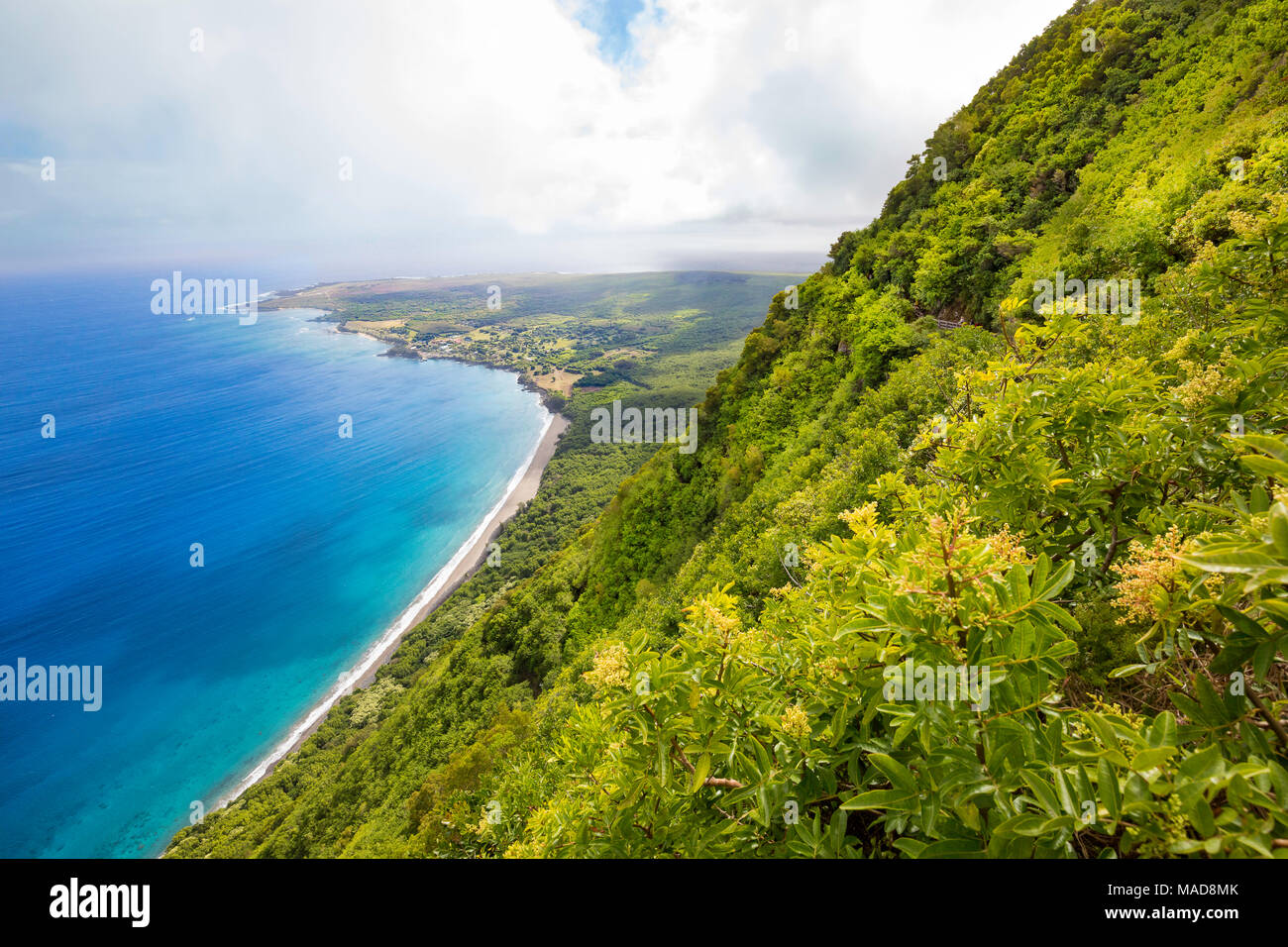 An overlook view of Kalaupapa Peninsula, home of Kalaupapa National ...