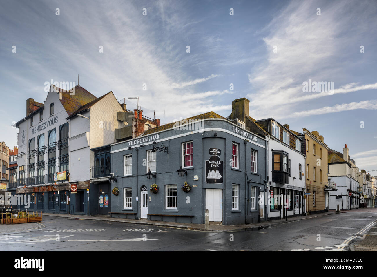 The Royal Oak on Custom House Quay, Weymouth Harbour, Weymouth, Dorset ...