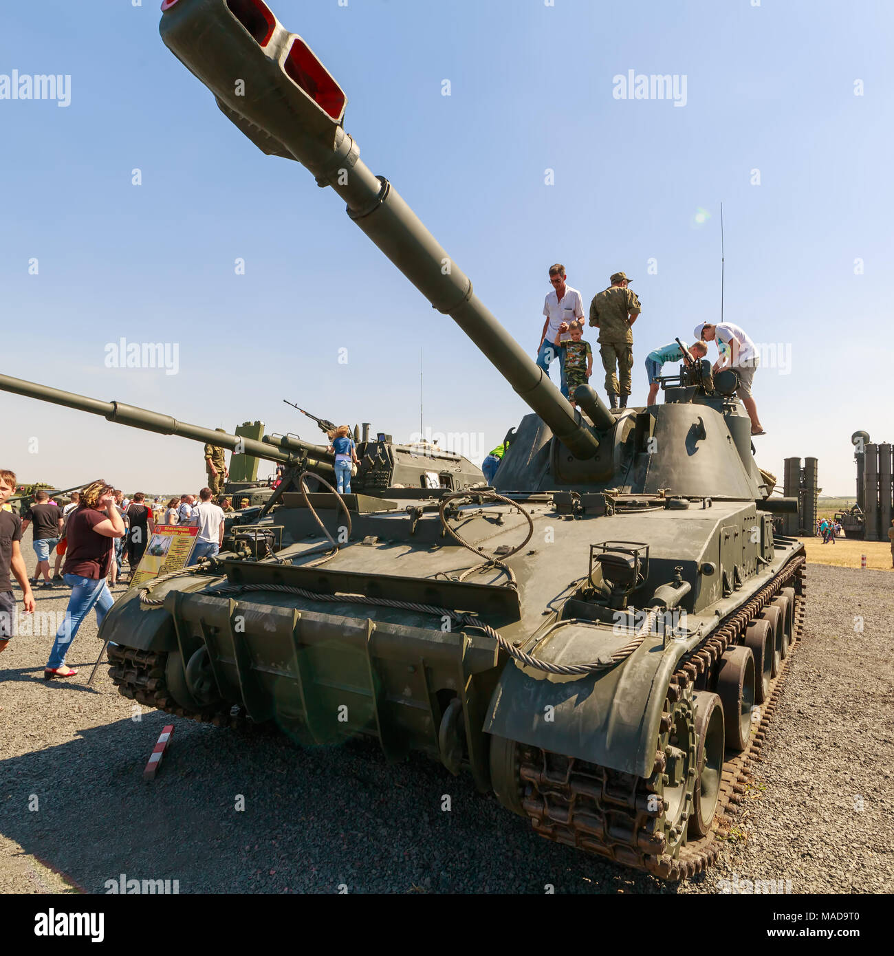 Soviet self propelled heavy howitzer hi-res stock photography and images - Alamy