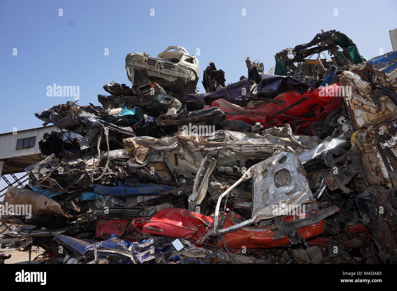 Smashed cars hi-res stock photography and images - Alamy
